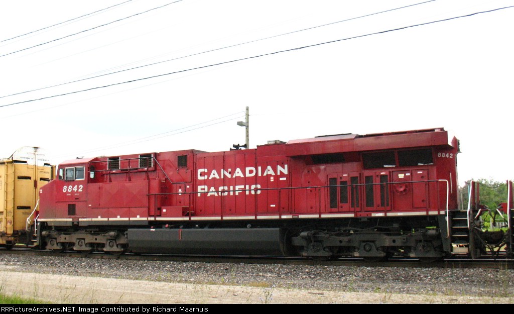 CP 8842